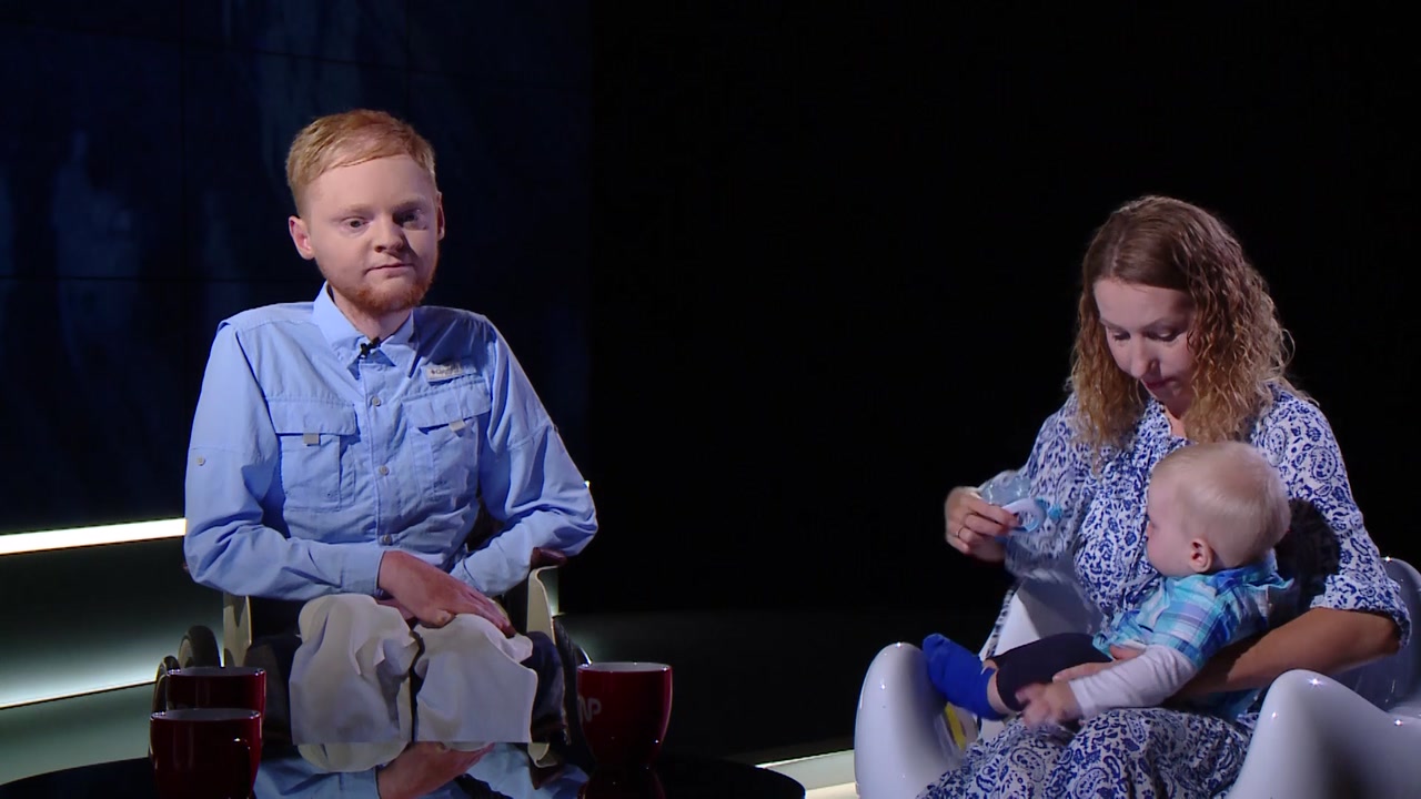 11pytań: Łukasz Krasoń z rodziną CAŁOŚĆ